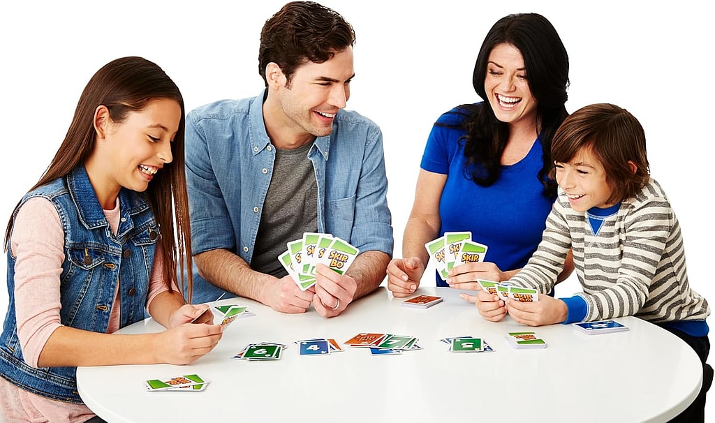 How to Play Skip-Bo - Rules, Setup & Scoring Guide